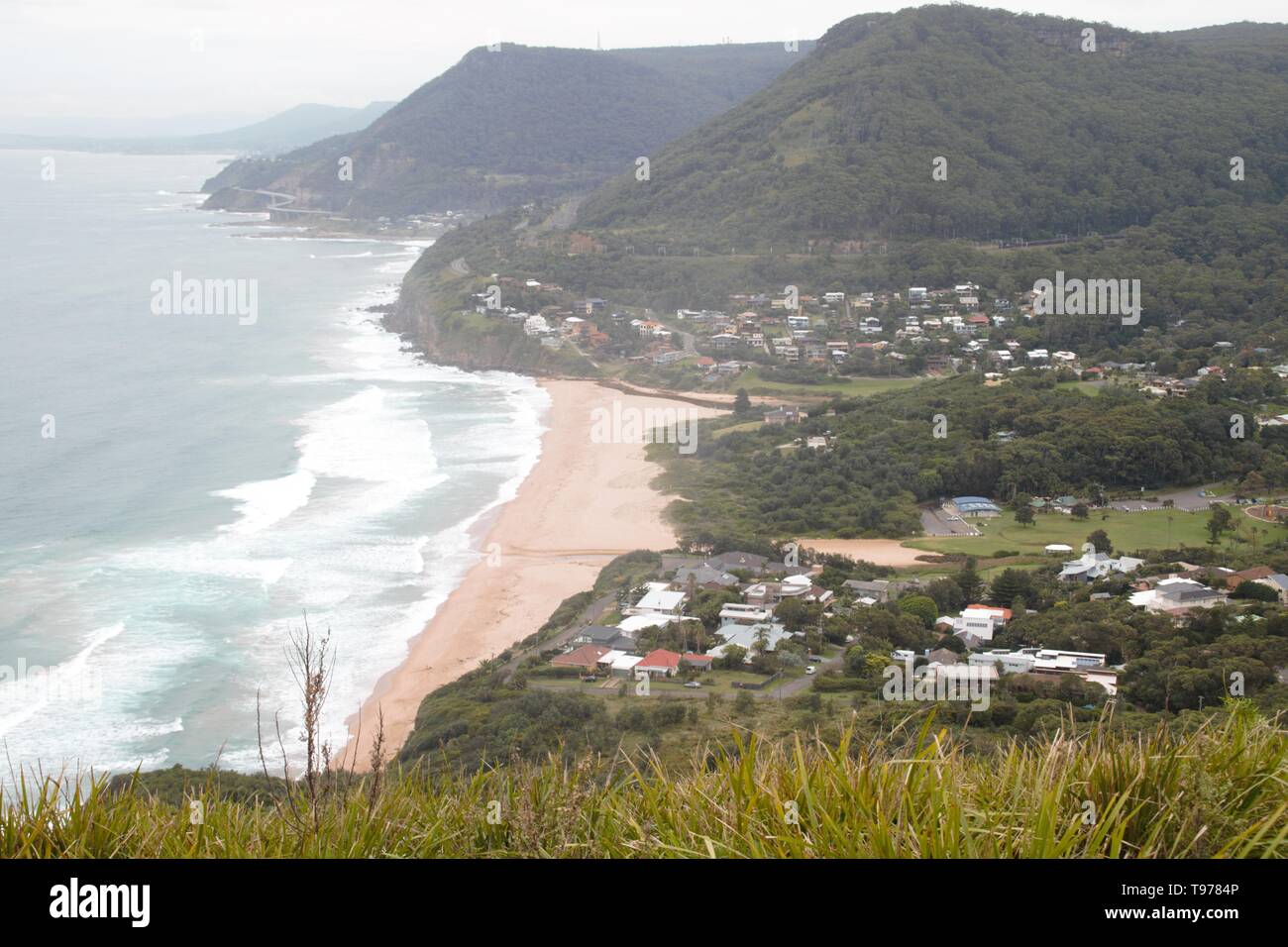 Amazing golden sandy beach somewhere between Melbourne and Sydney Stock ...