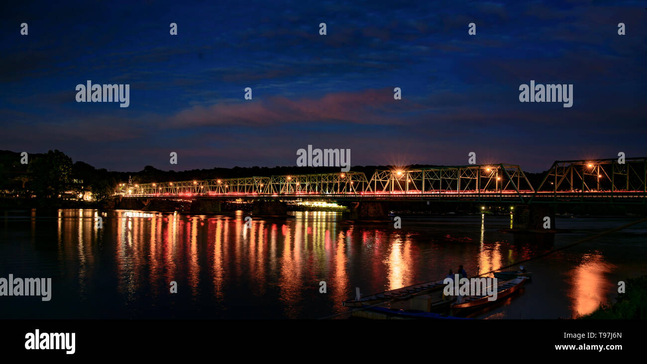 New Hope-Lambertville toll bridge on Delaware river connecting ...