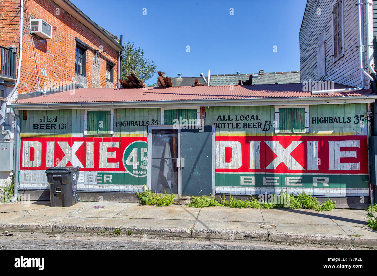 Dixie bar new orleans hi-res stock photography and images - Alamy