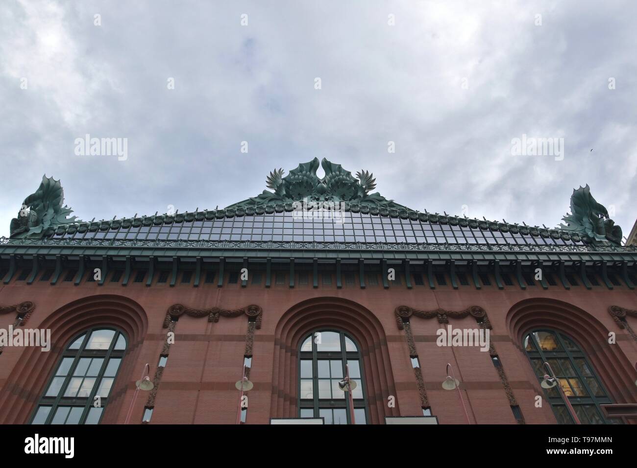 Harold Washington Library, the central Chicago Public Library, Chicago ...
