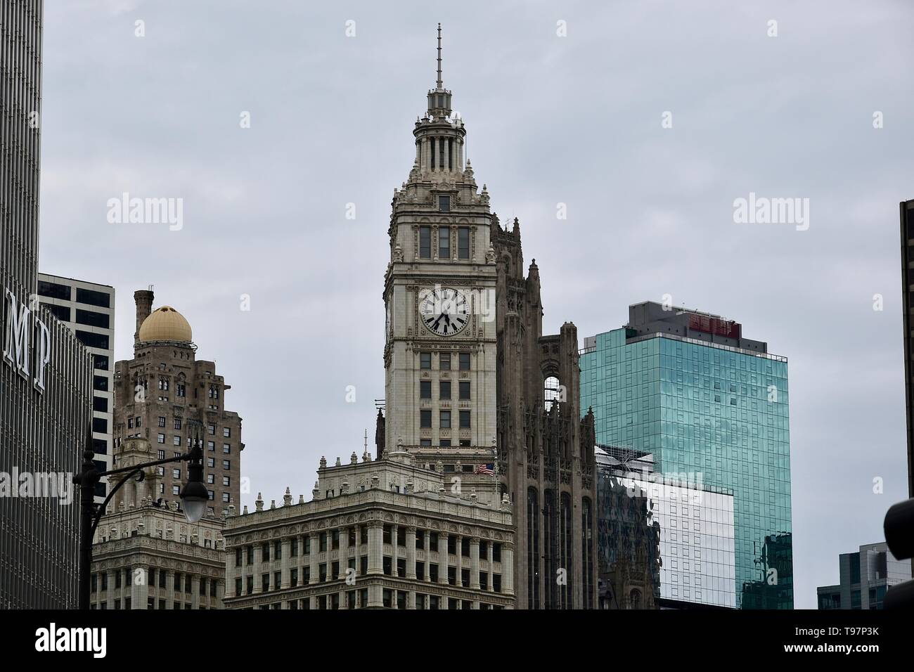 Iconic view of Chicago, Illinois, USA Stock Photo - Alamy
