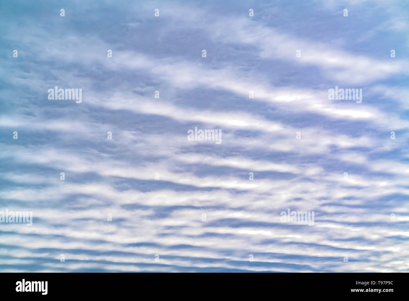 Boundless blue sky hi-res stock photography and images - Alamy