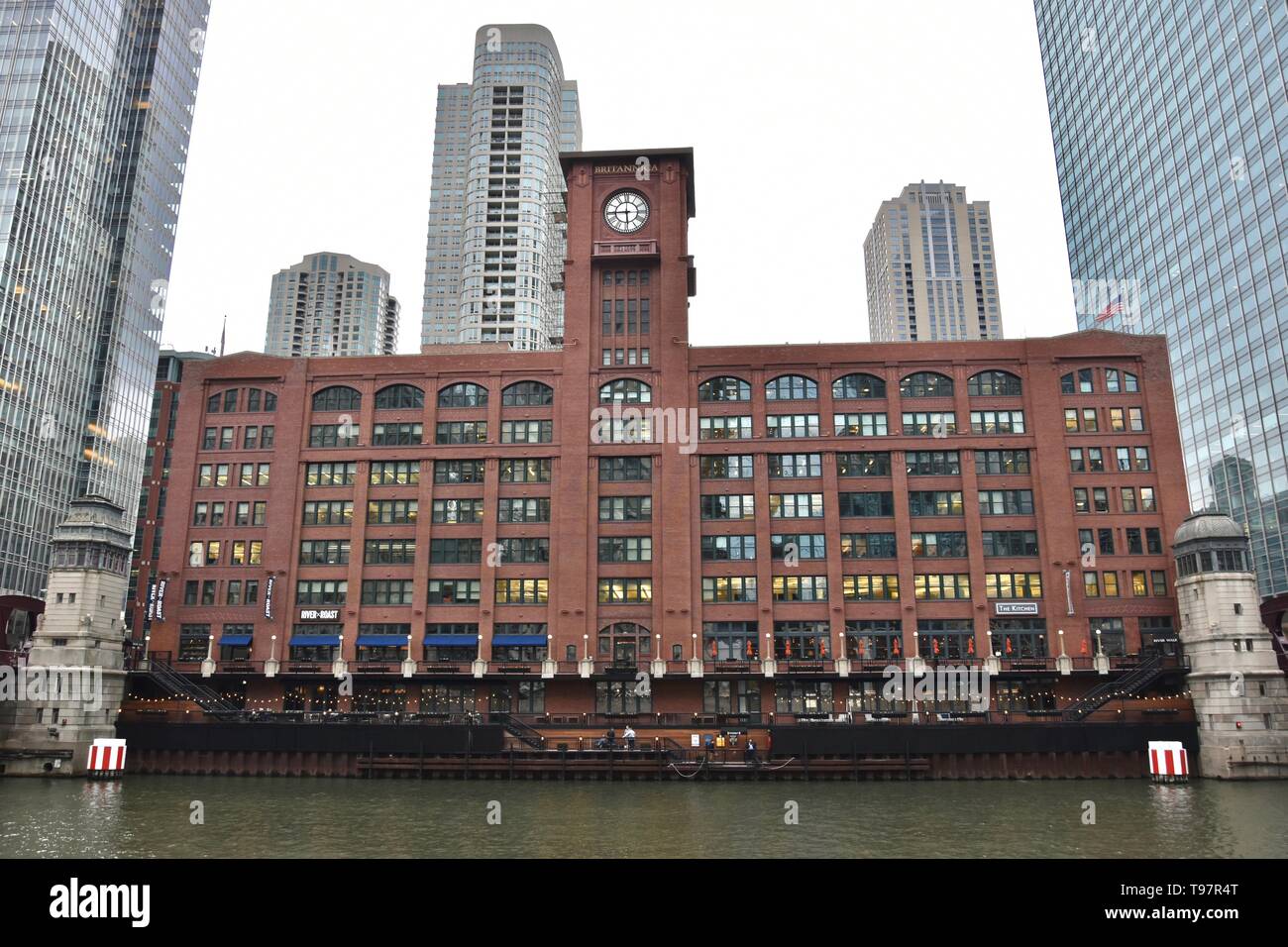 Iconic view of Chicago, Illinois, USA Stock Photo - Alamy