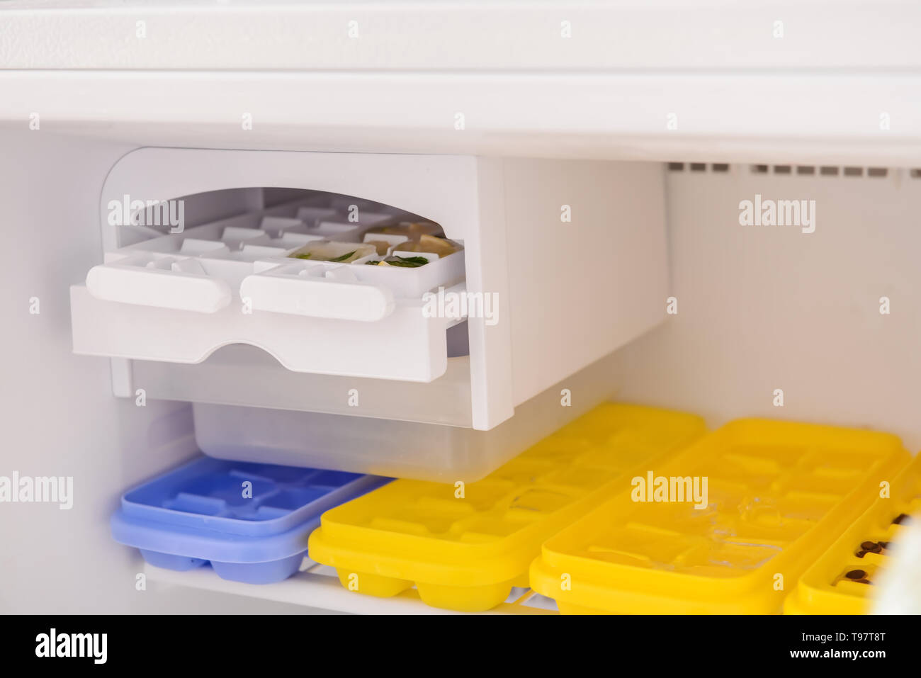 Frozen fruits fridge hi-res stock photography and images - Alamy