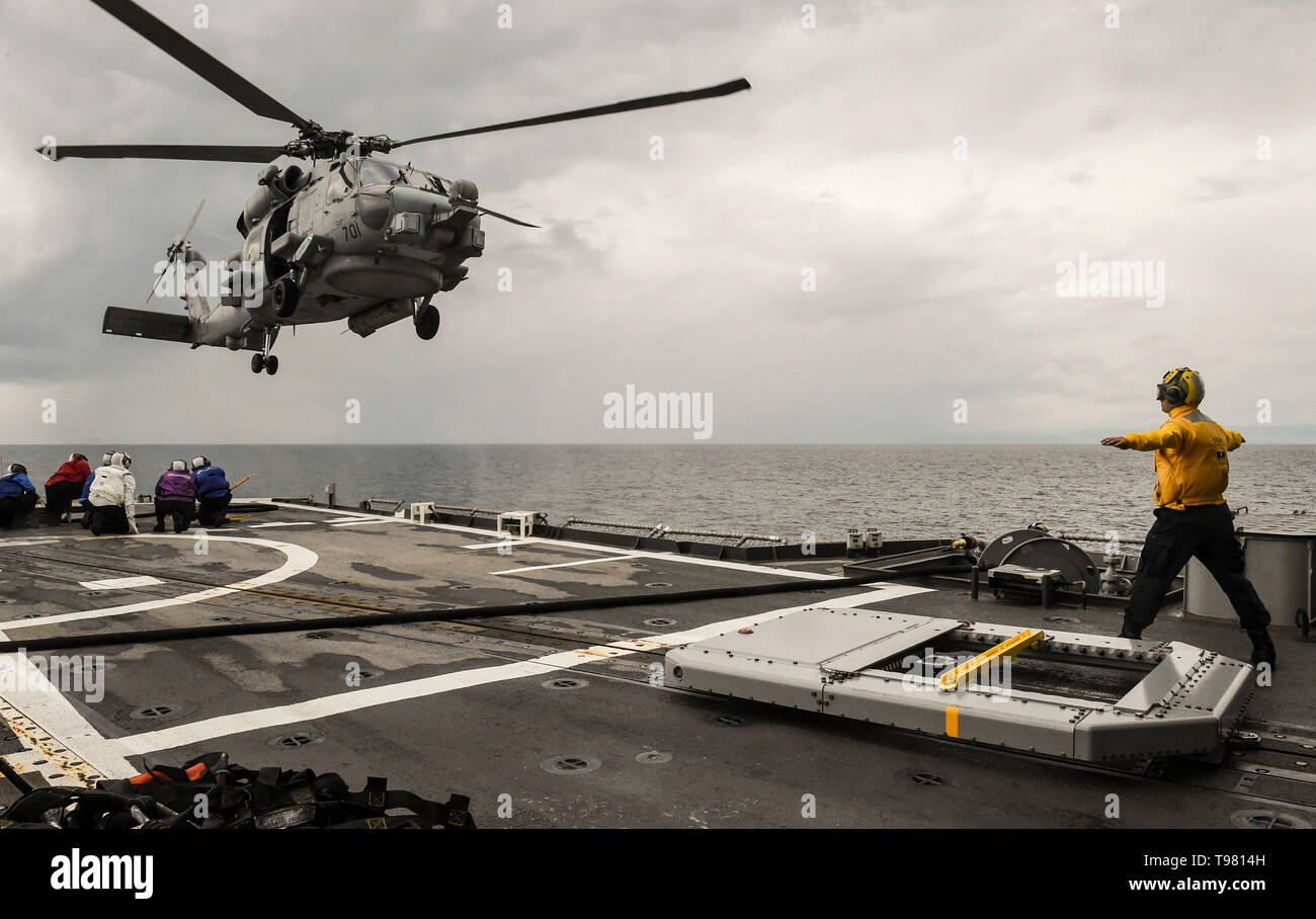 190514-N-QD718-1156 SEA OF JAPAN (May 14, 2019) Sailors aboard the ...