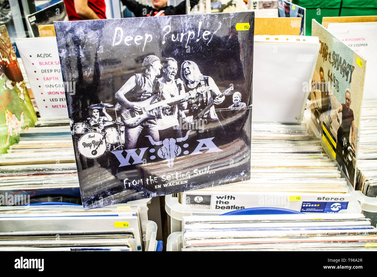 Deep purple album cover hi-res stock photography and images - Alamy