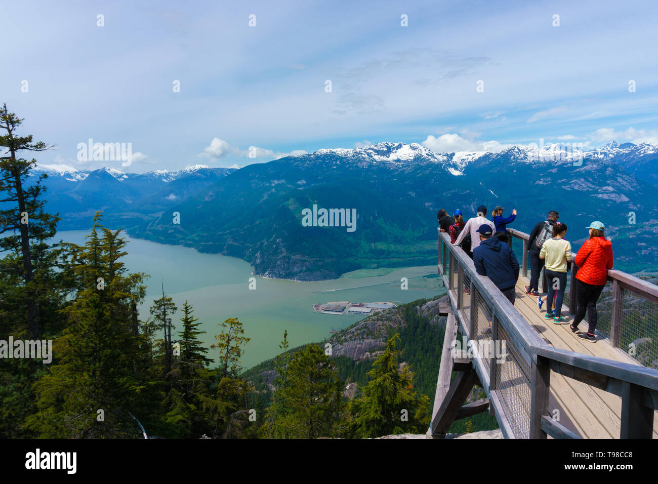 Chief mountain hi-res stock photography and images - Alamy