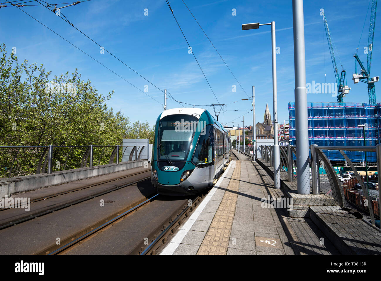 Nottingham railway station tram stop hi-res stock photography and ...
