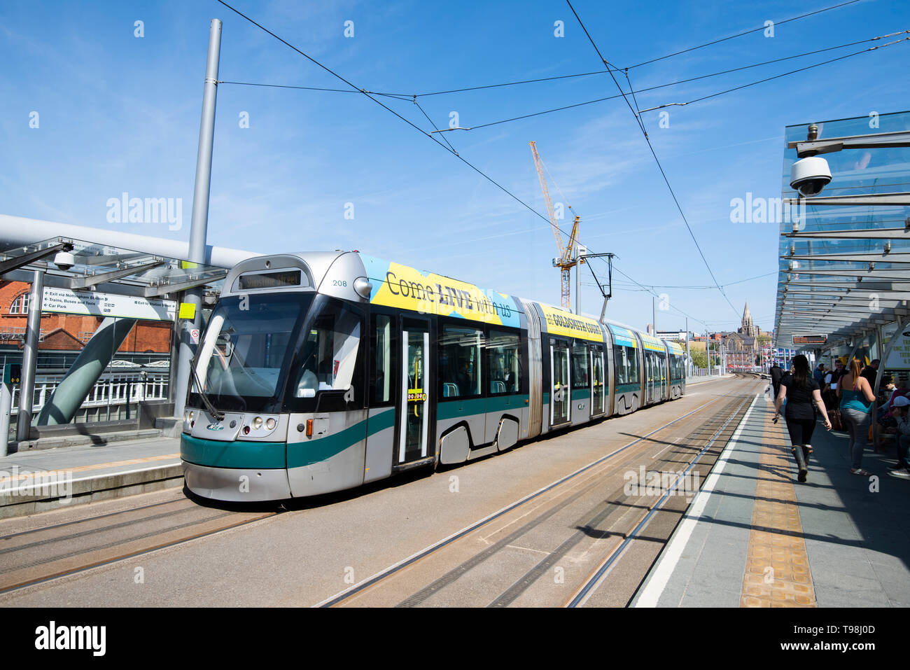 Nottingham railway station tram stop hi-res stock photography and ...