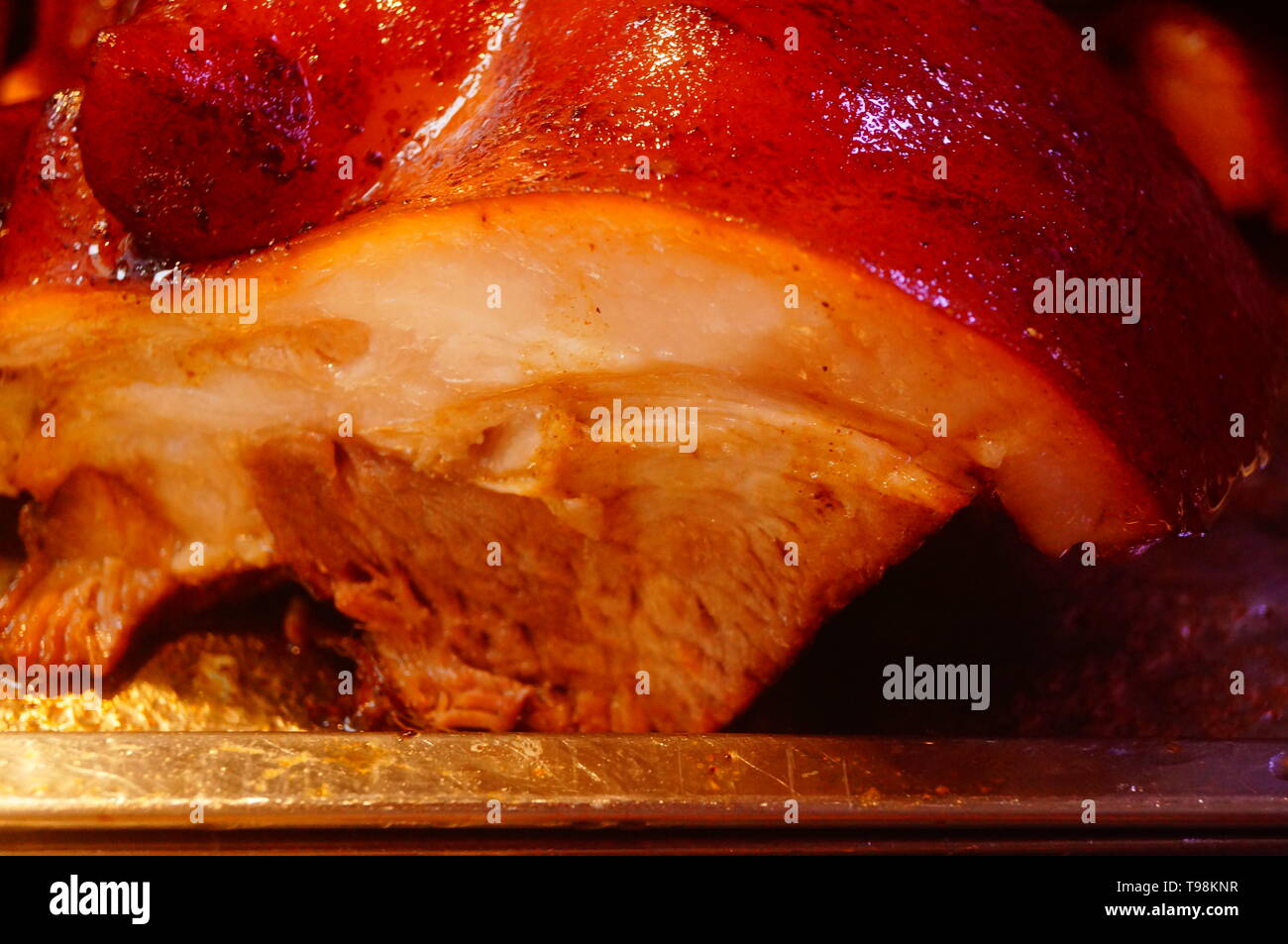 Chinese traditional pork pig's head pork skin is a very delicious food ...