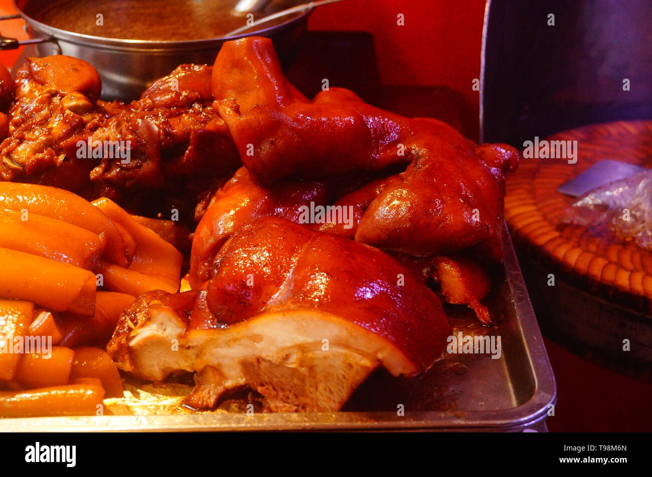 Chinese traditional pork pig's head pork skin is a very delicious food ...