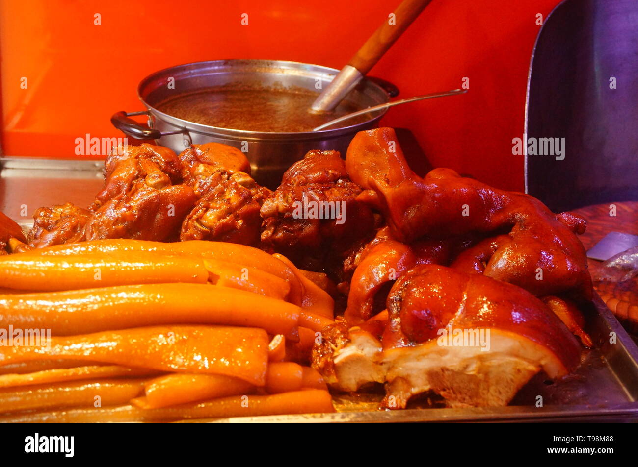 Chinese traditional pork pig's head pork skin is a very delicious food ...