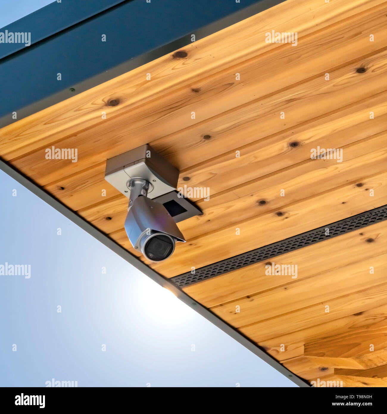 Video camera on roof hi-res stock photography and images - Alamy