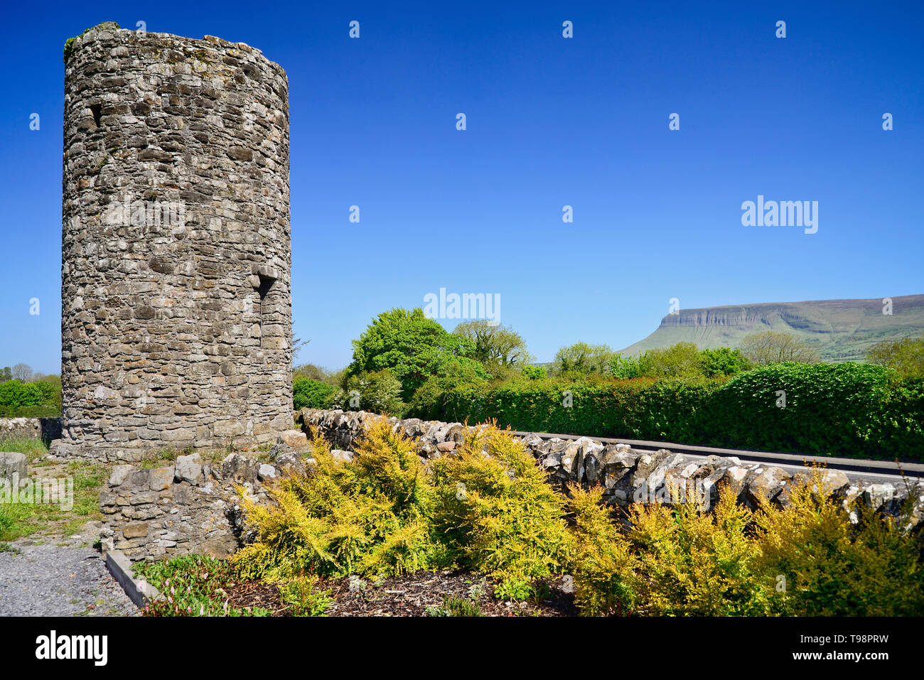 Ireland, County Sligo, Drumcliffe, Stump of Round Tower with Ben Bulben ...