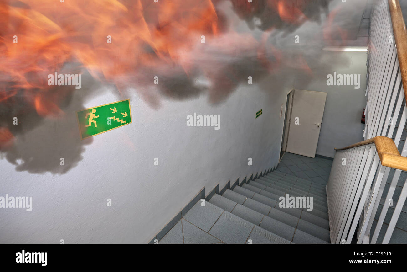 Fire alarm in a modern building Stock Photo - Alamy