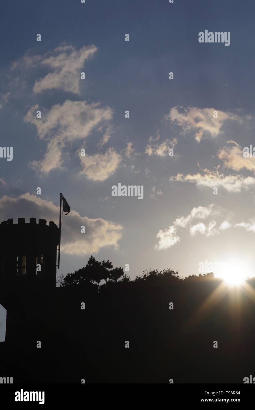 Crail castle silhouetted hi-res stock photography and images - Alamy