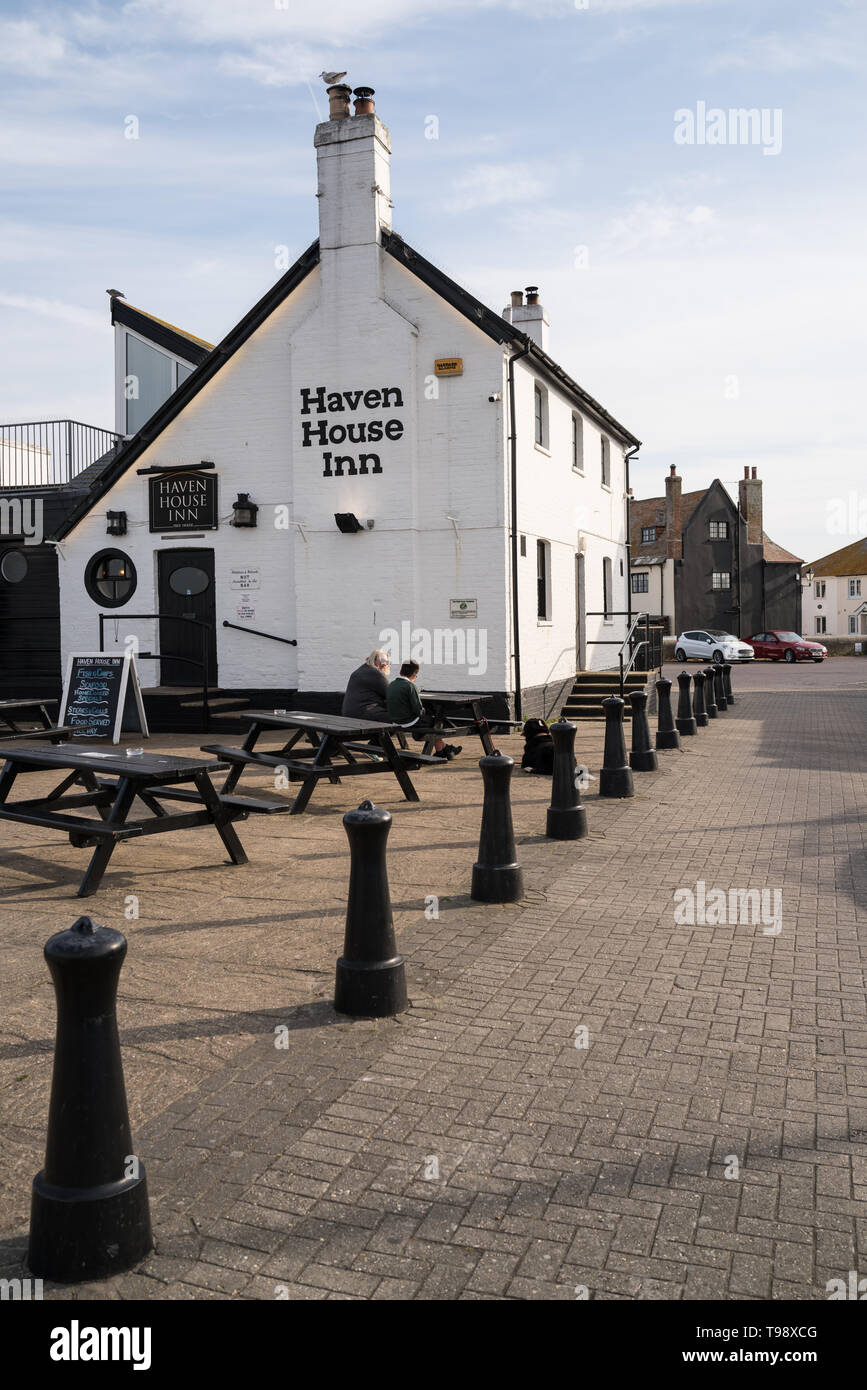 The Haven House pub public house on Mudeford Quay early evening Stock ...
