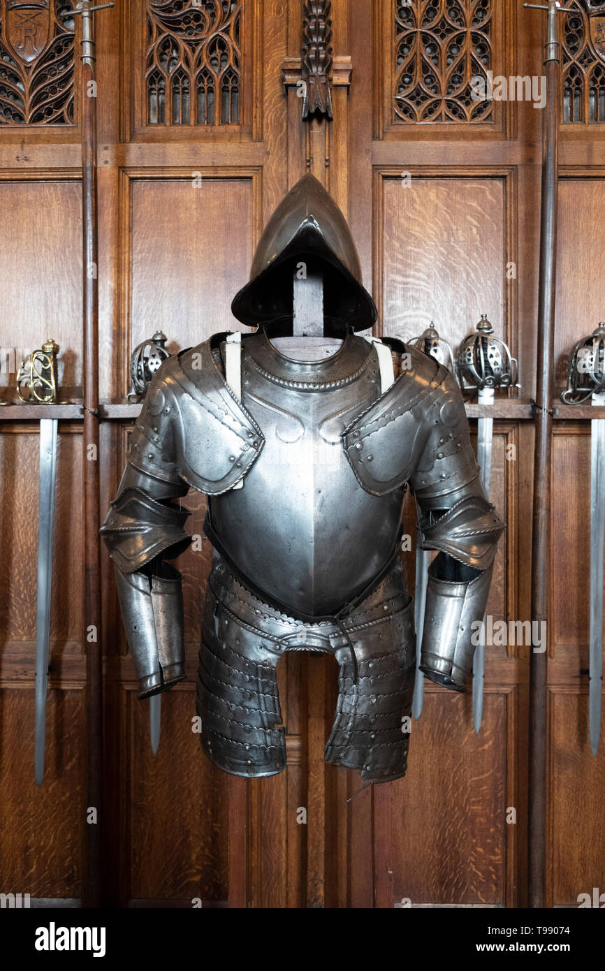 Suit of armour on display at The Great Hall at Edinburgh Castle in ...