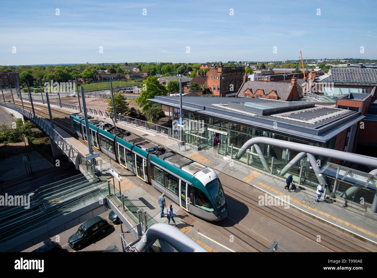 Nottingham railway station tram stop hi-res stock photography and ...
