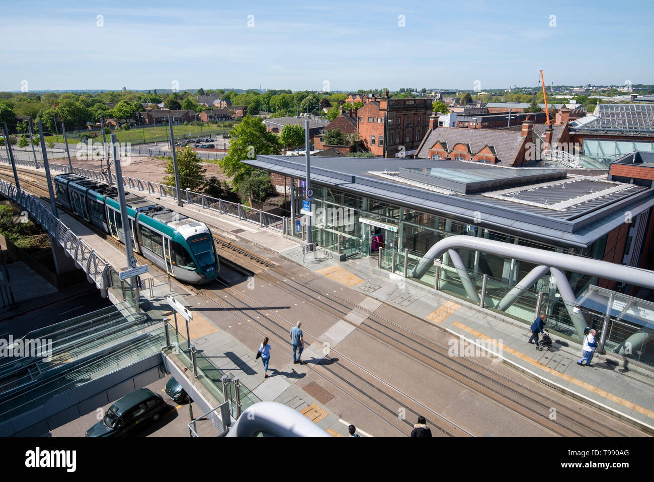 Nottingham railway station tram stop hi-res stock photography and ...