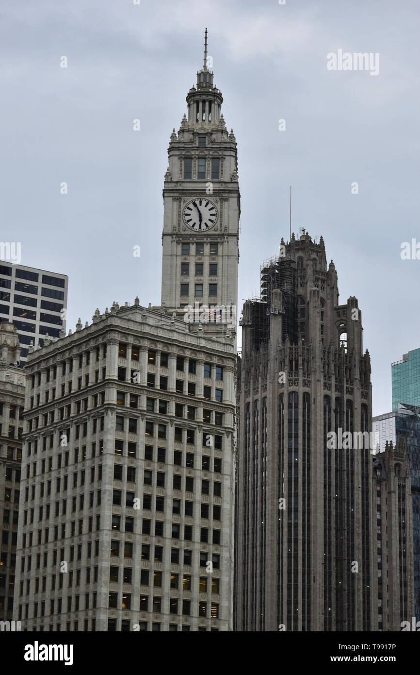Chicago's iconic Wrigley Building along the Chicago River in the Near ...