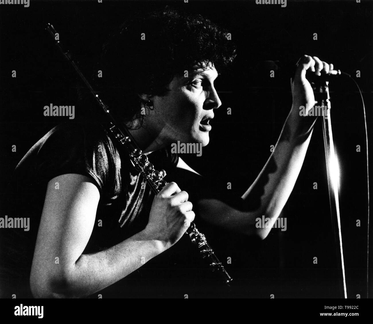 1974, Netherlands, Golden Earring, Barry Hay (Photo vCaem/Hanekroot ...