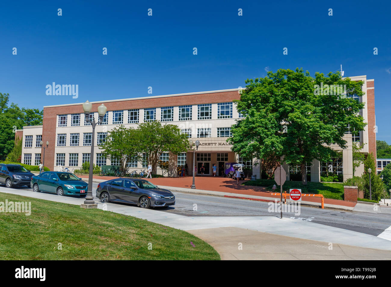 Science classroom south america hi-res stock photography and images - Alamy