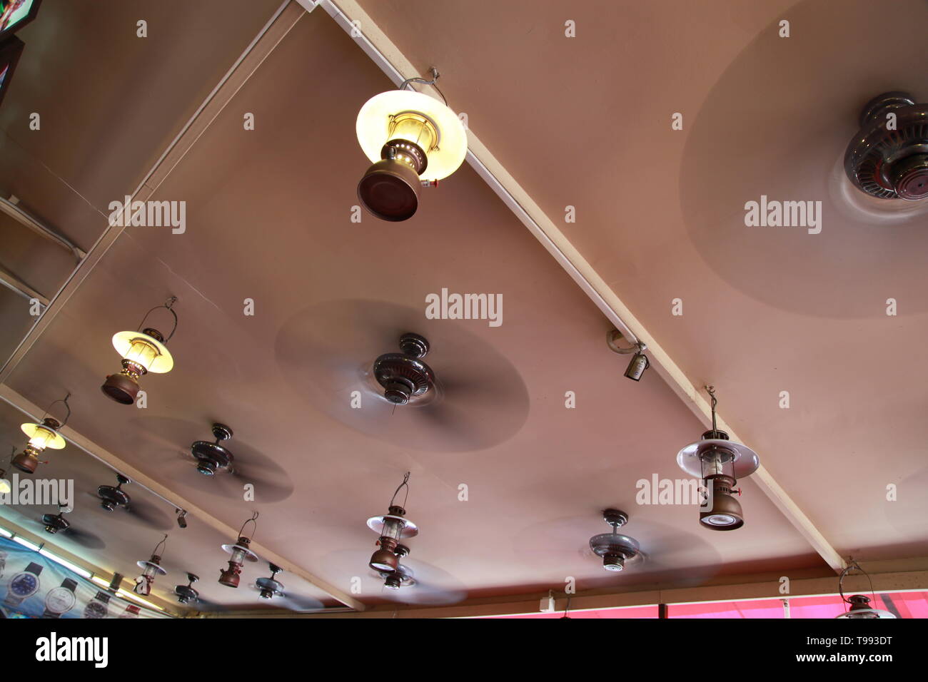 Singapore fans hi-res stock photography and images - Alamy