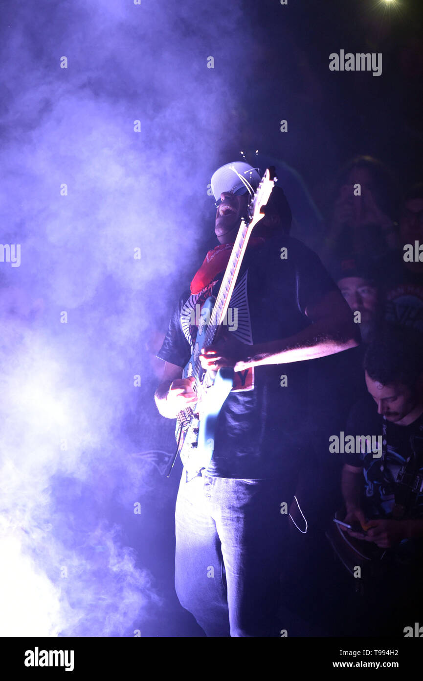 May 15, 2019 - TOM MORELLO brings his gutiar alive at the NORVA in ...
