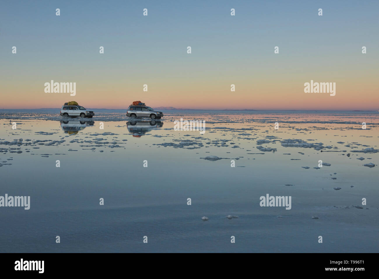 Touring on the world's largest mirror, reflections from the salt flats ...