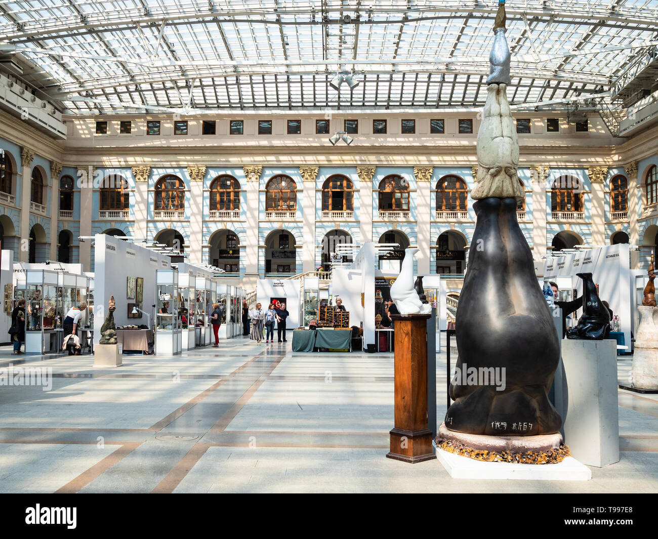 Russian art exhibits hi-res stock photography and images - Alamy