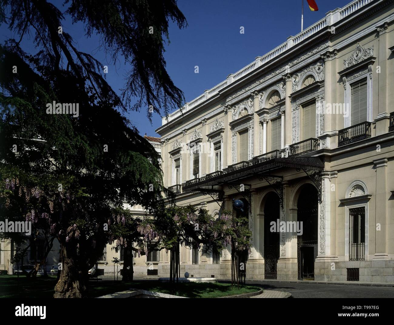 PALACIO DEL MARQUES SALAMANCA FUE CONSTRUIDO ENTRE 1846 Y 1855. FUE ...