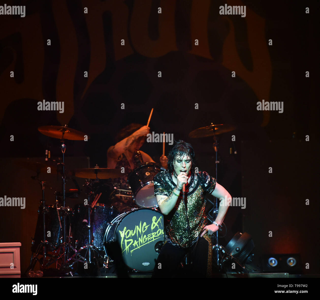 May 16, 2019 - THE STRUTS all the way from Derbyshire, England rock the ...