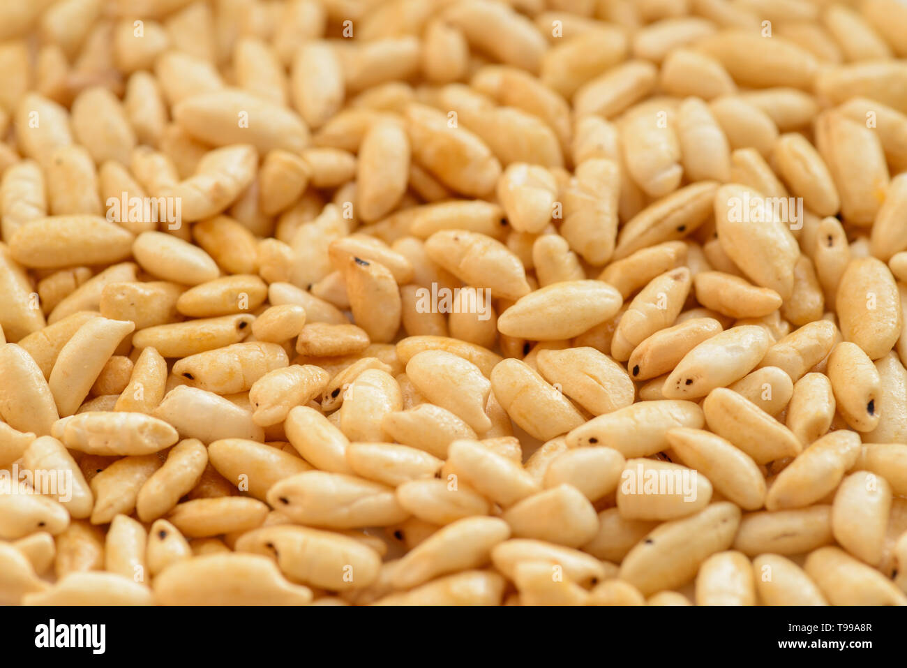 Puffed rice closeup - texture background Stock Photo - Alamy