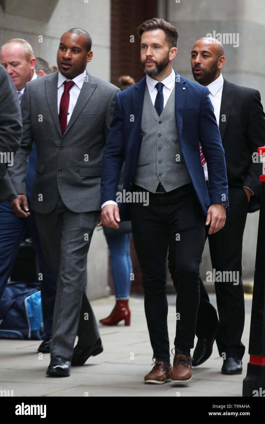 Pc Wayne Marques (left) and Pc Leon McLeod (right) arrive at the Old ...
