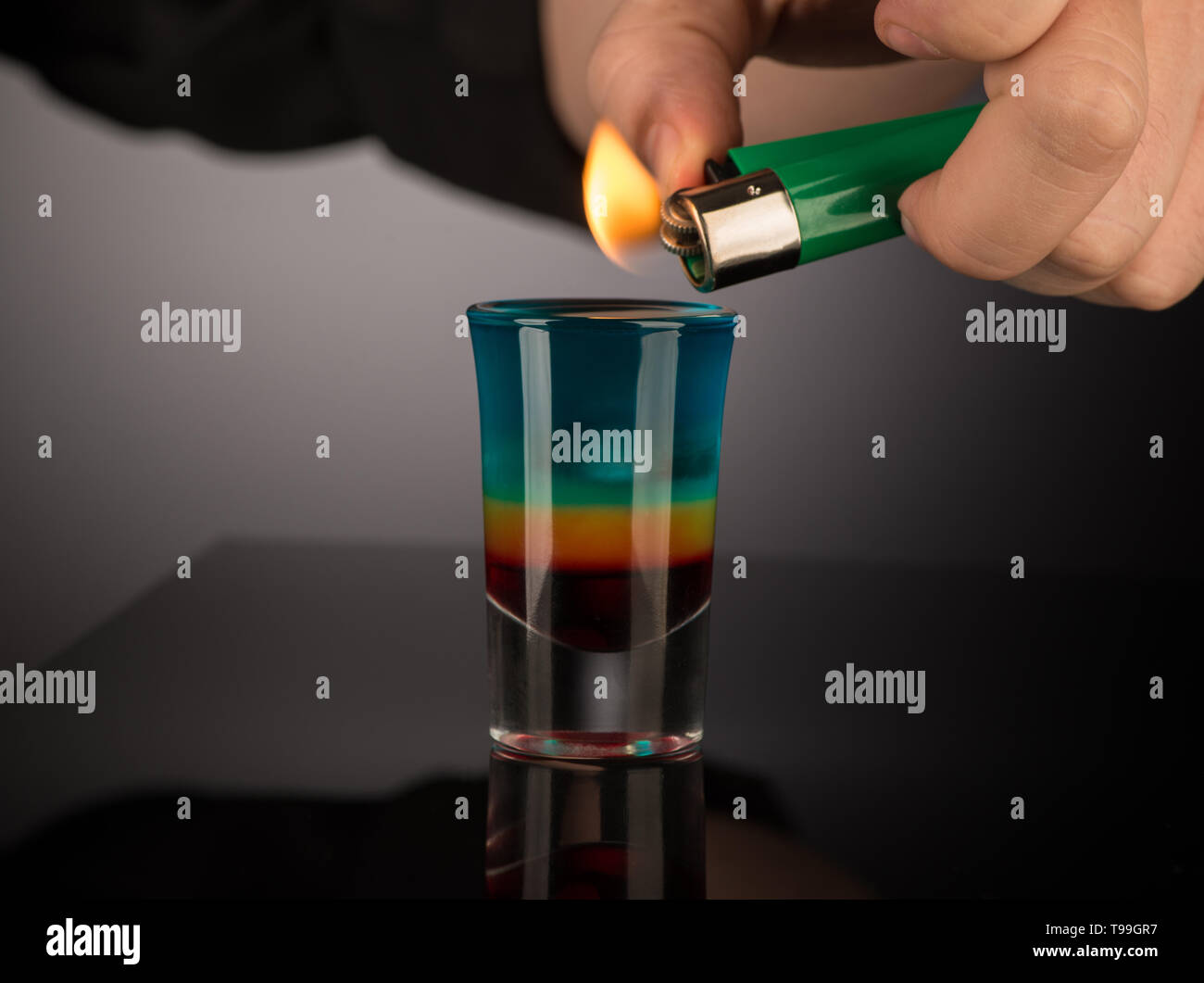 Alcohol fire hi-res stock photography and images - Alamy