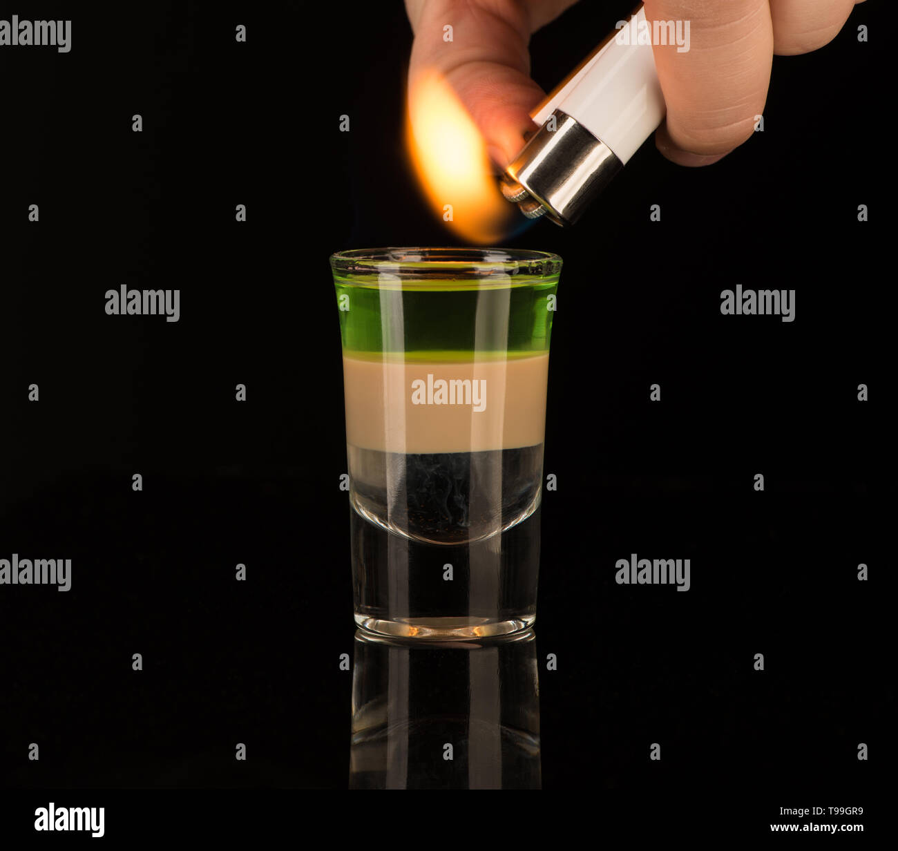 Alcohol fire hi-res stock photography and images - Alamy