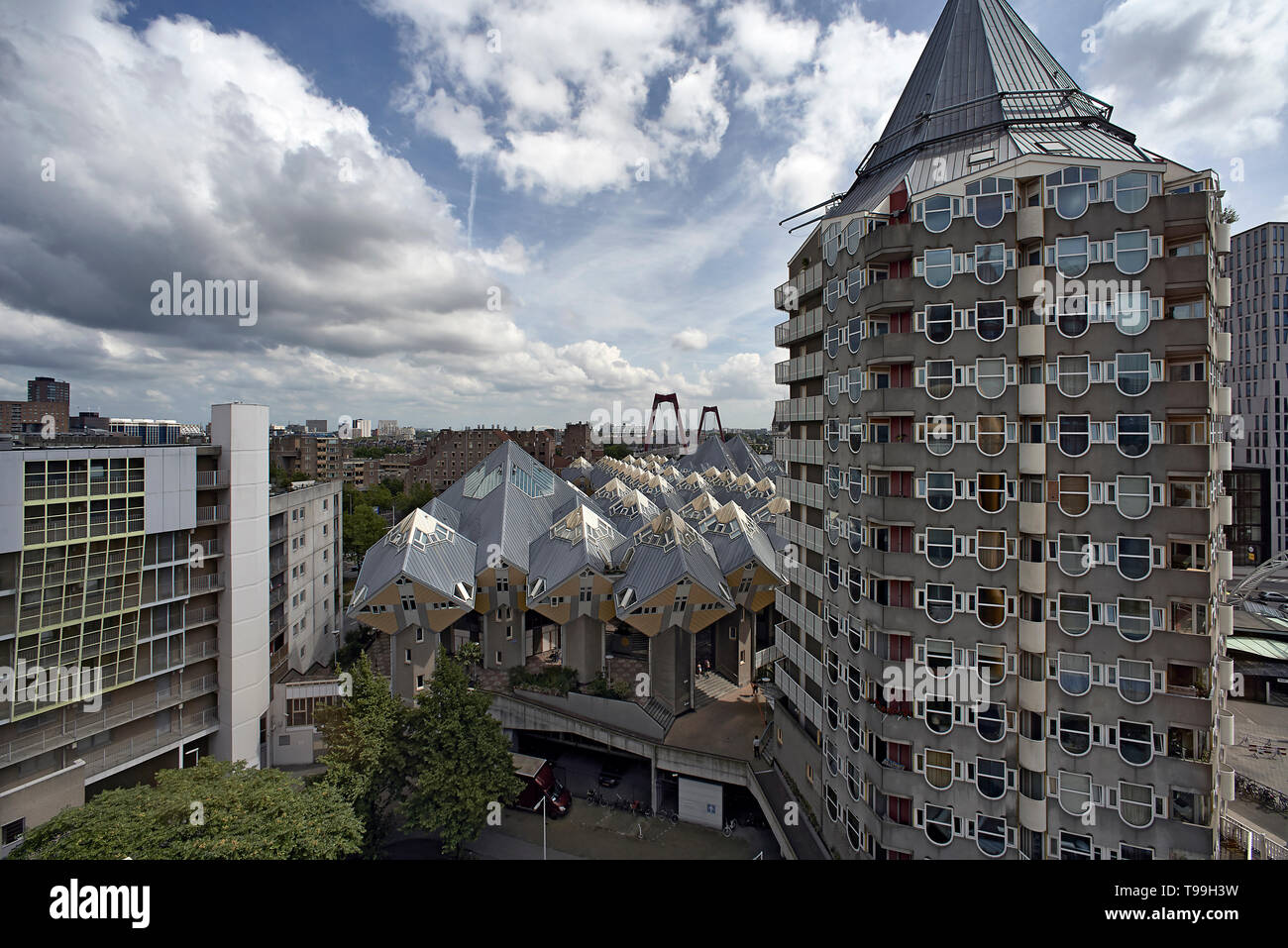 Rotterdam markthal cube houses hi-res stock photography and images - Alamy