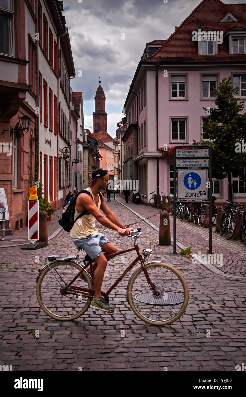 Geisberg castle hi-res stock photography and images - Alamy