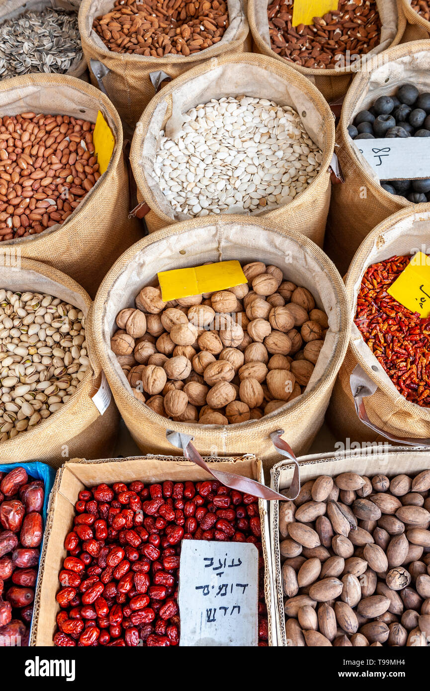 Israel tel aviv yafo nuts shuk hi-res stock photography and images - Alamy