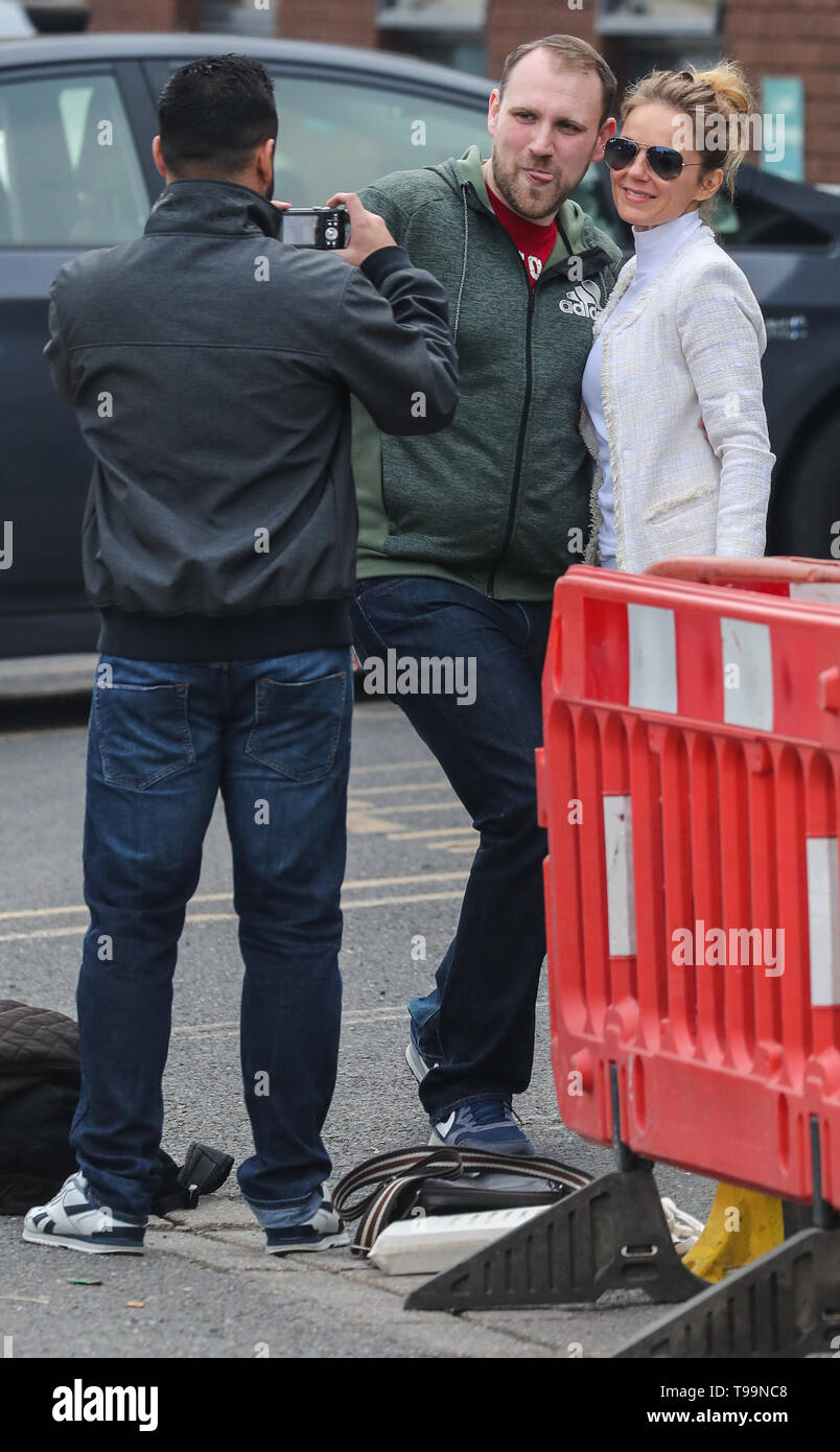 Geri Halliwell arrives for The Spice Girls tour rehearsals holding a ...