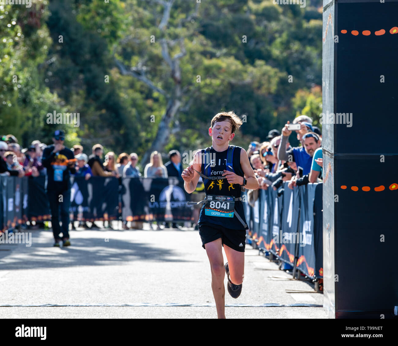 Marathon finish line mountains hi-res stock photography and images - Alamy