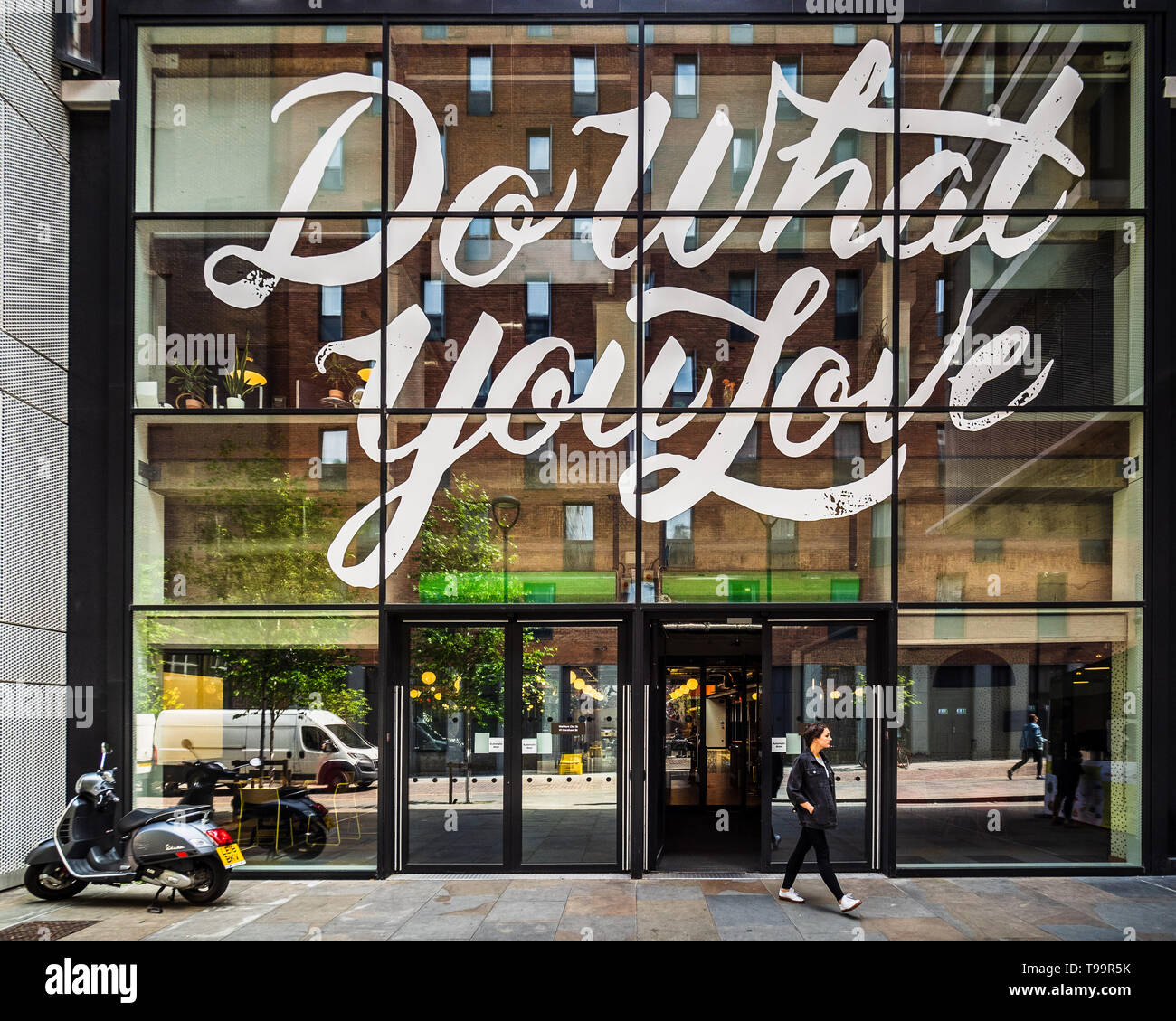 WeWork London WeWork Hoxton - collaborative workspaces for rent in ...