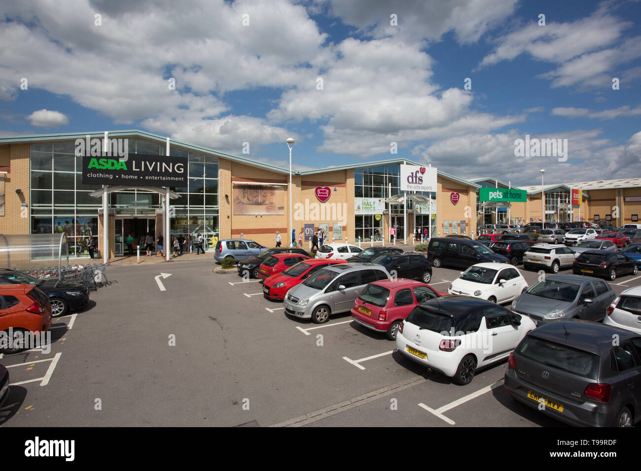 Asda living shop hi-res stock photography and images - Alamy