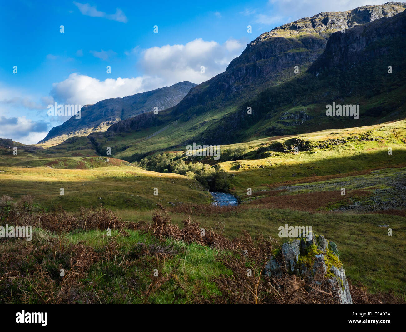 Three sisters glen coe autumn hi-res stock photography and images - Alamy
