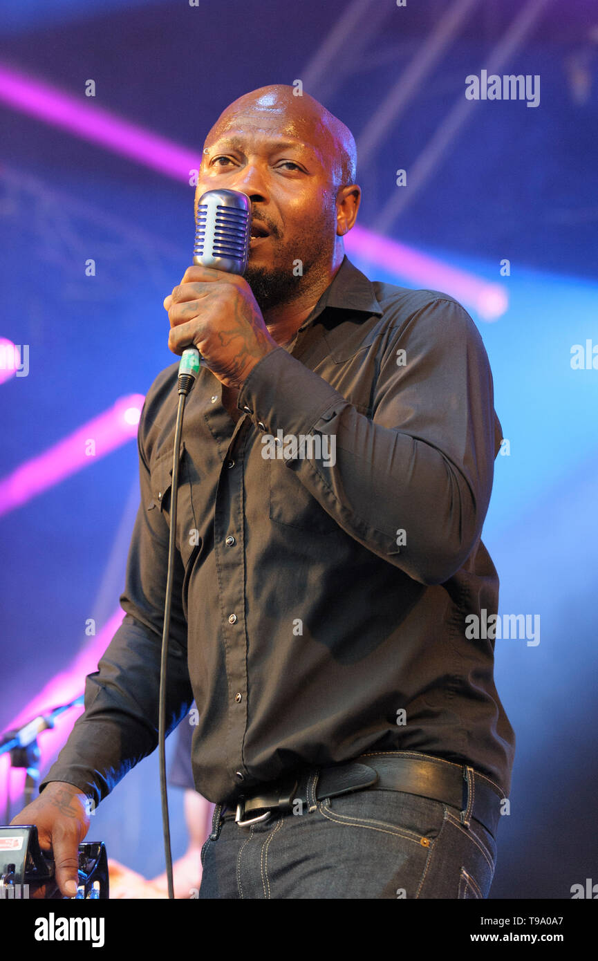 Kelvin swaby singer hi-res stock photography and images - Alamy
