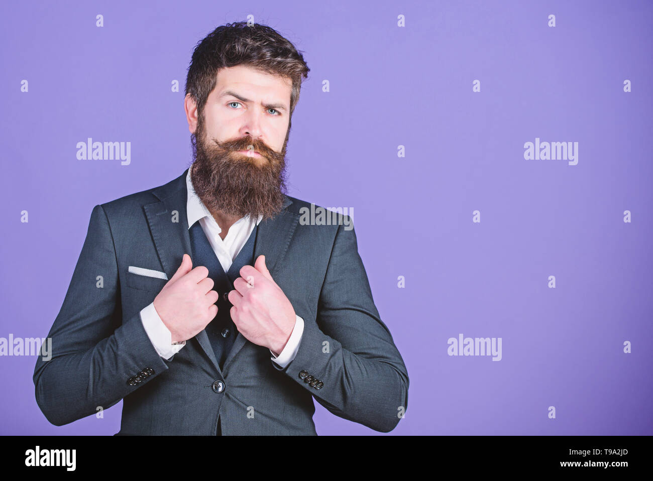 Male shearling jackets hi-res stock photography and images - Alamy