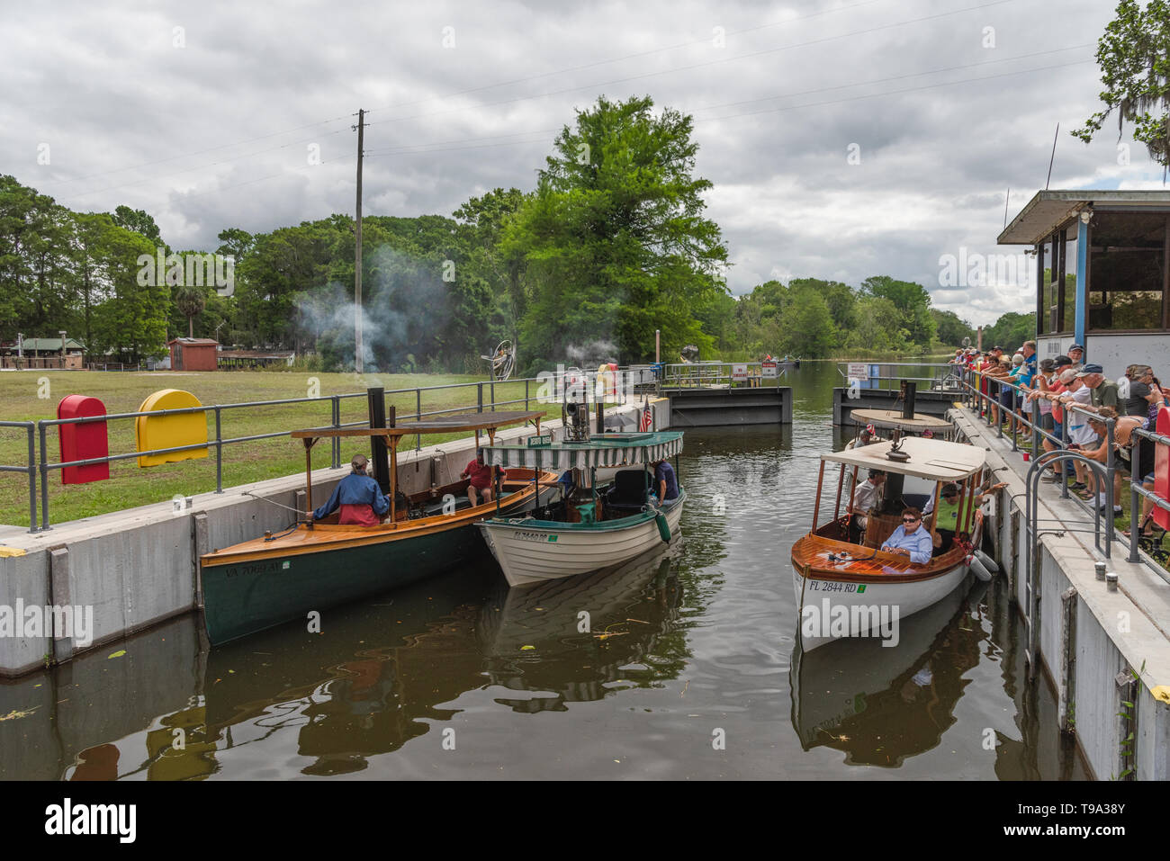 Steamboats leaving the Burrell Navigational lock and Dam located on the ...
