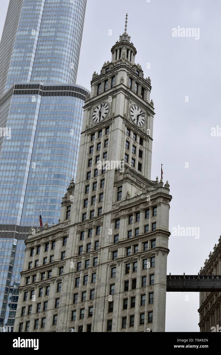 Chicago's iconic Wrigley Building along the Chicago River in the Near ...