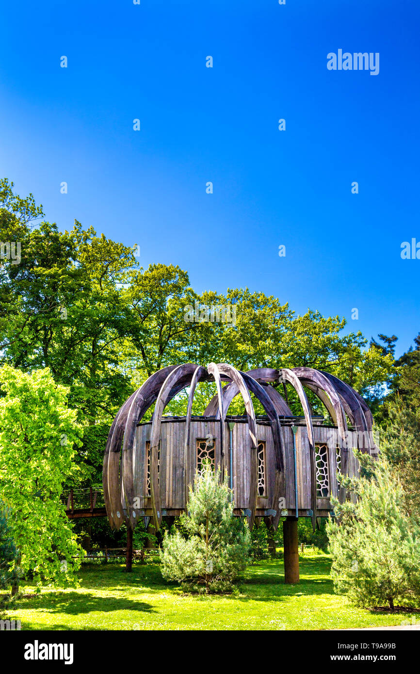 London woodland house hi-res stock photography and images - Alamy